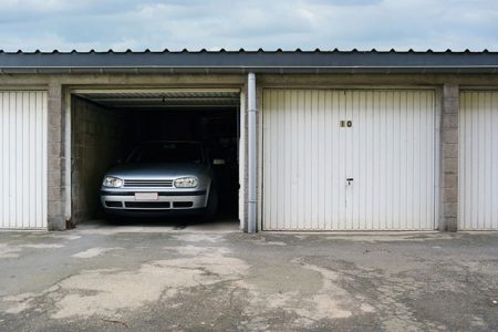 A Guide to Safely Storing Your Car at a Storage Facility